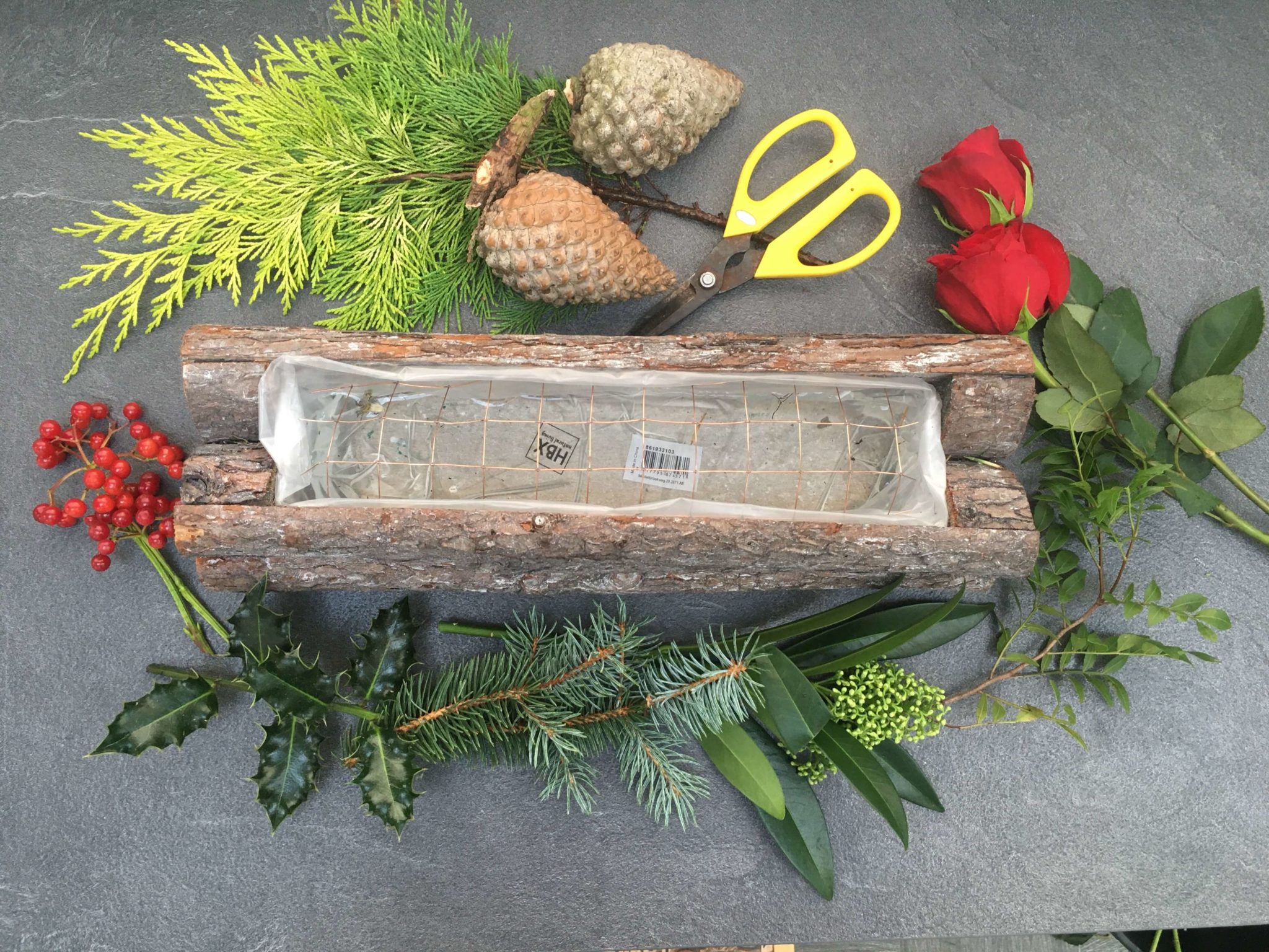 How to: Festive Log Design - Triangle Nursery Academy